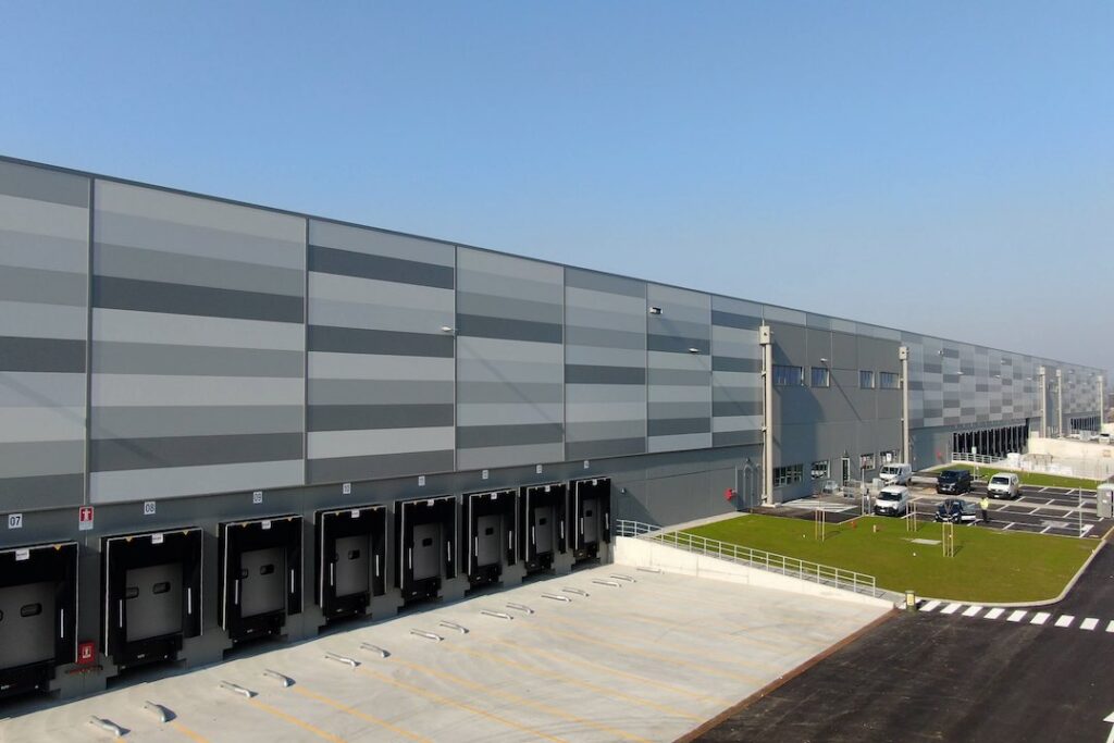 Savills con Aew e Dsv nella locazione di asset logistico a Calvenzano ...
